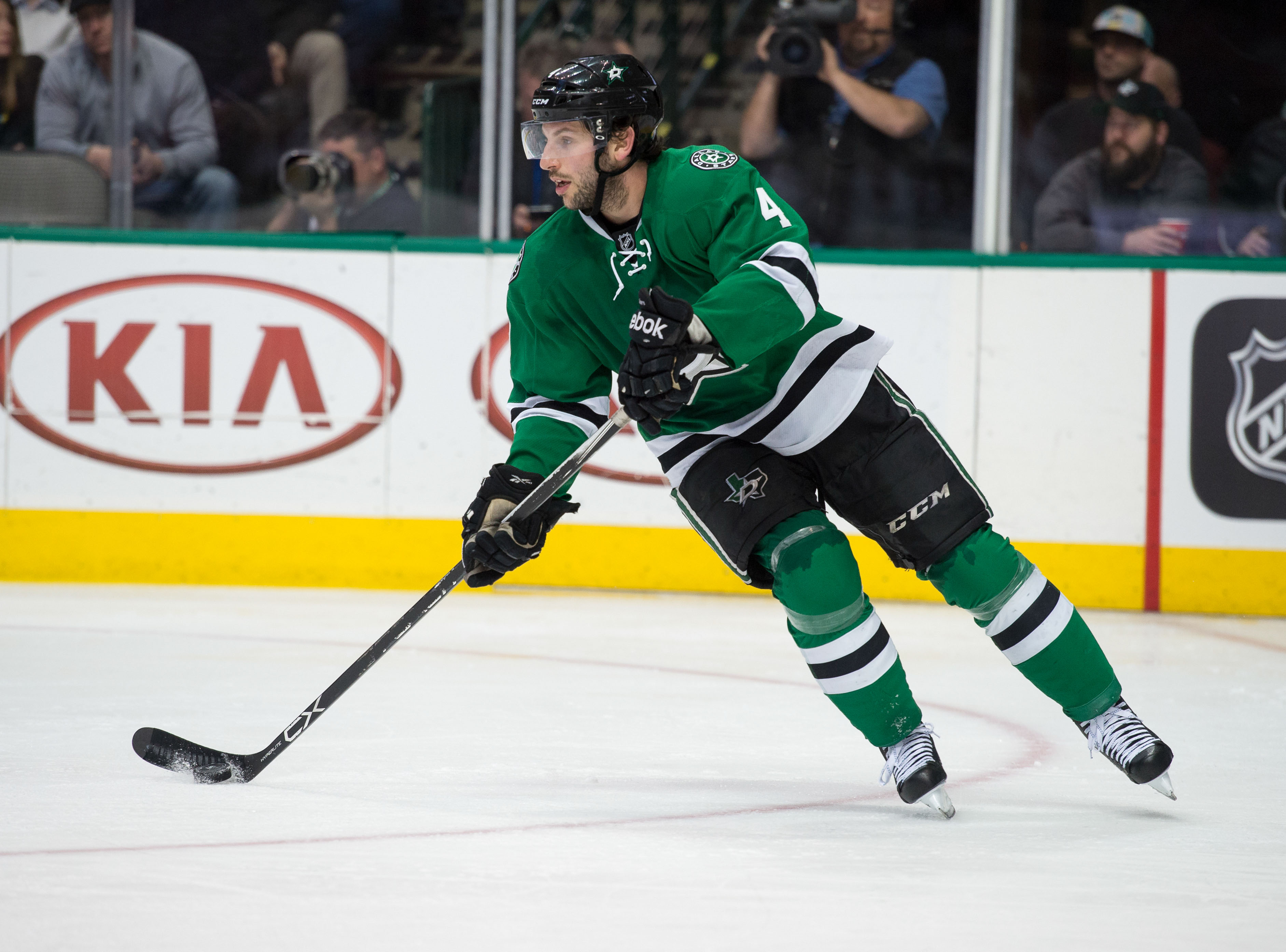 Florida Signs Jason Demers To Five-Year Deal