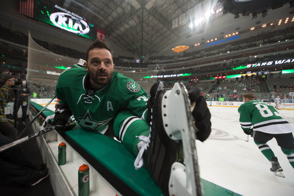 New Jersey Devils Ink Vernon Fiddler