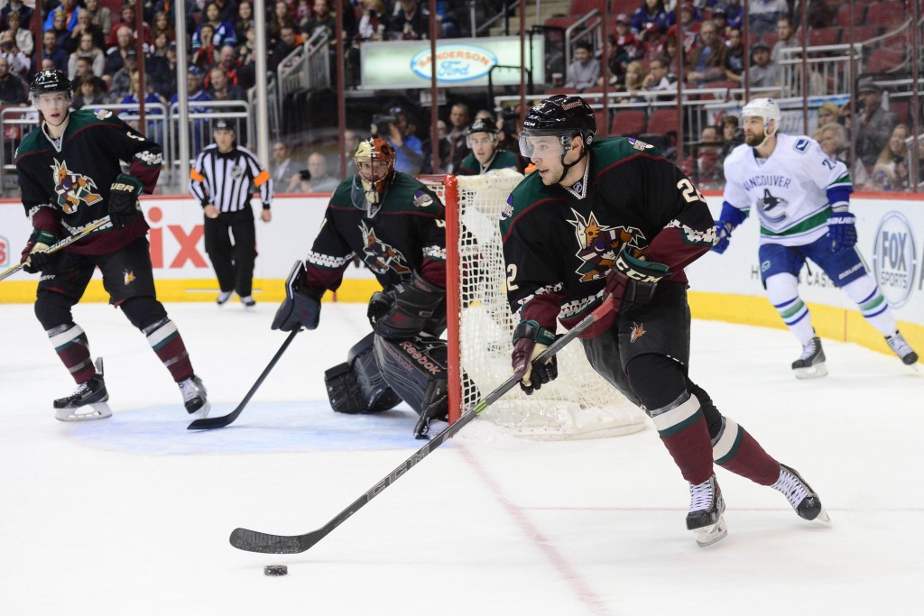 Craig Cunningham In Hospital After Collapsing On Ice – Pro Hockey Rumors