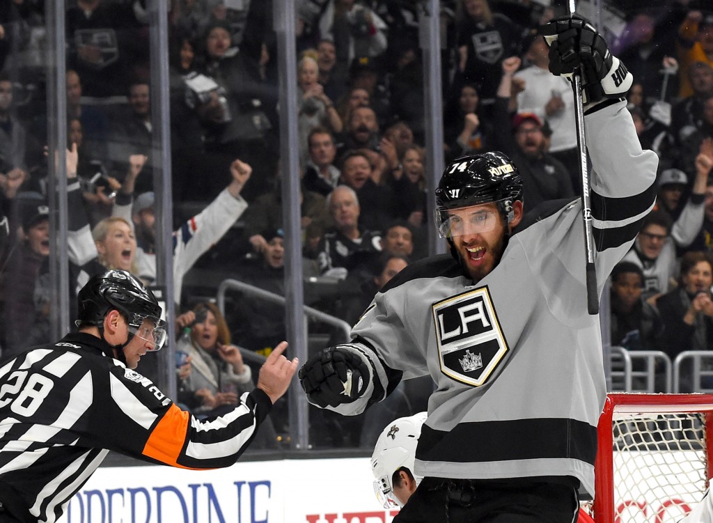 Los Angeles Kings Trade Dwight King To Montreal