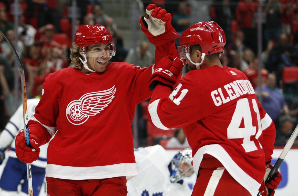 David Booth Signs In KHL