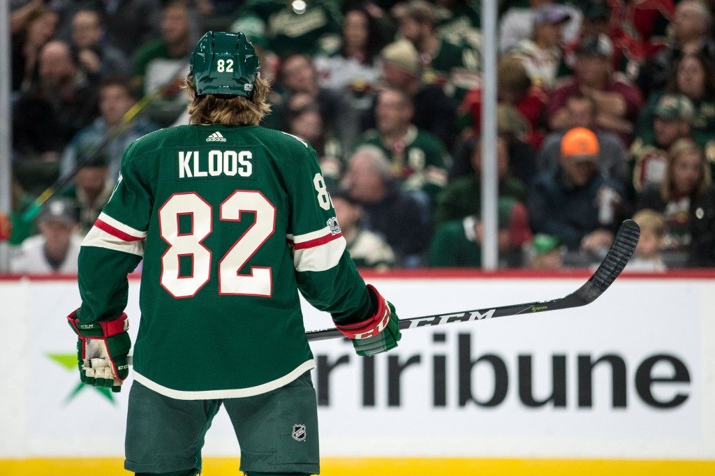 Justin Kloos Signs In KHL