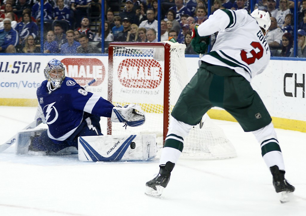 Charlie Coyle Undergoes Surgery On Both Wrists – Pro Hockey Rumors