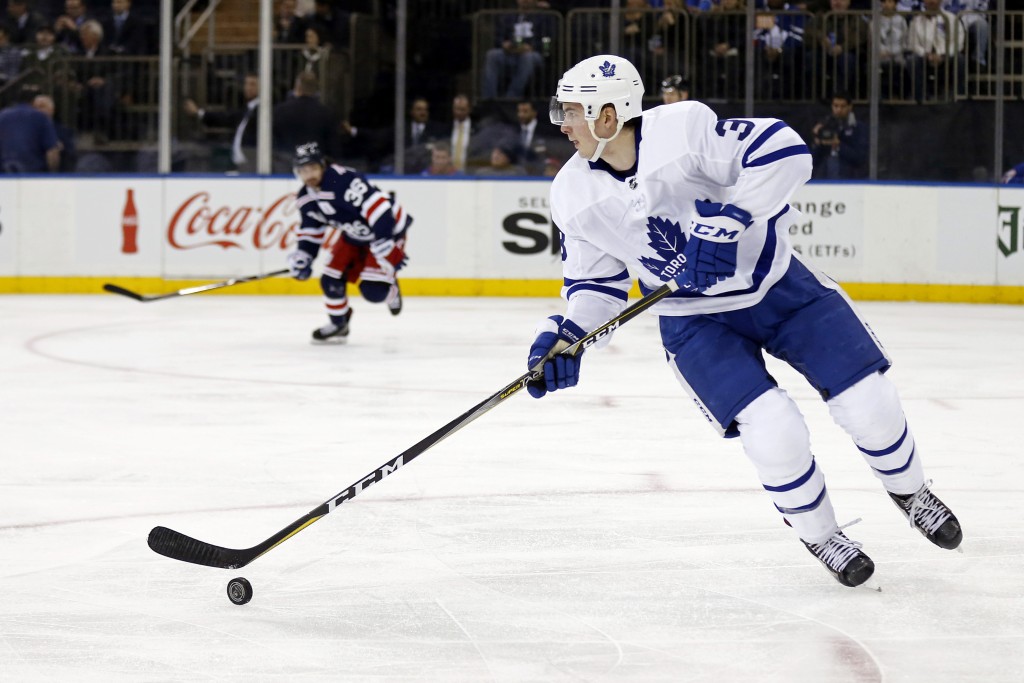 Toronto Maple Leafs Sign Justin Holl