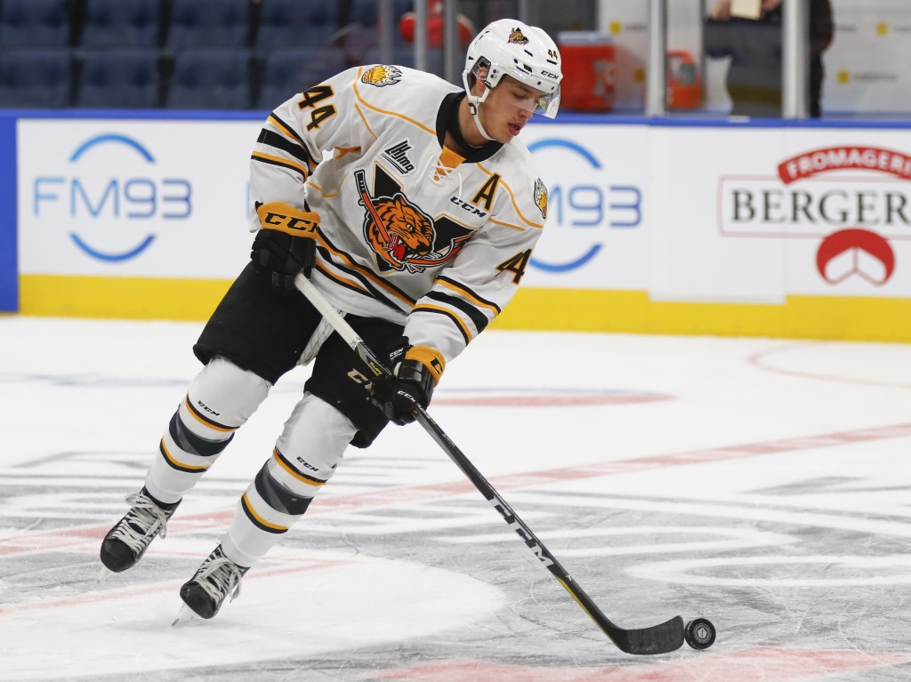 Anaheim Ducks Sign Maxime Comtois To Entry-Level Deal