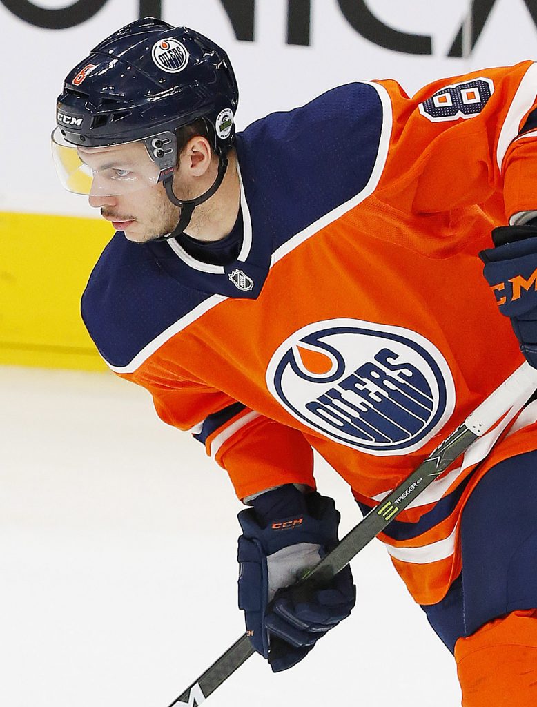 Edmonton Oilers Re-Sign Ty Rattie