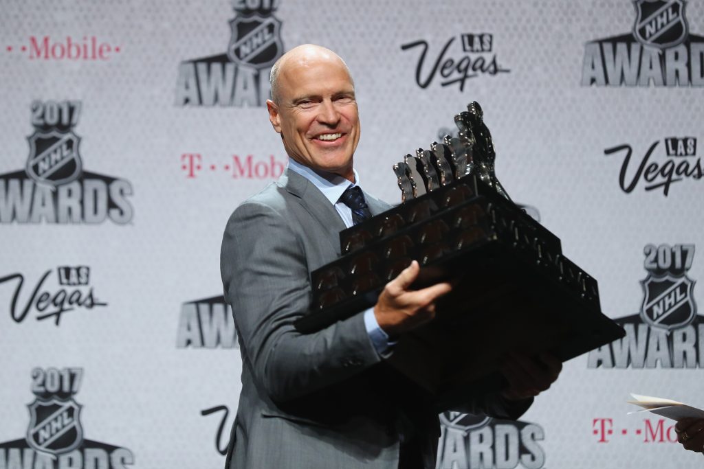 2017-18 Finalists For Mark Messier Leadership Award