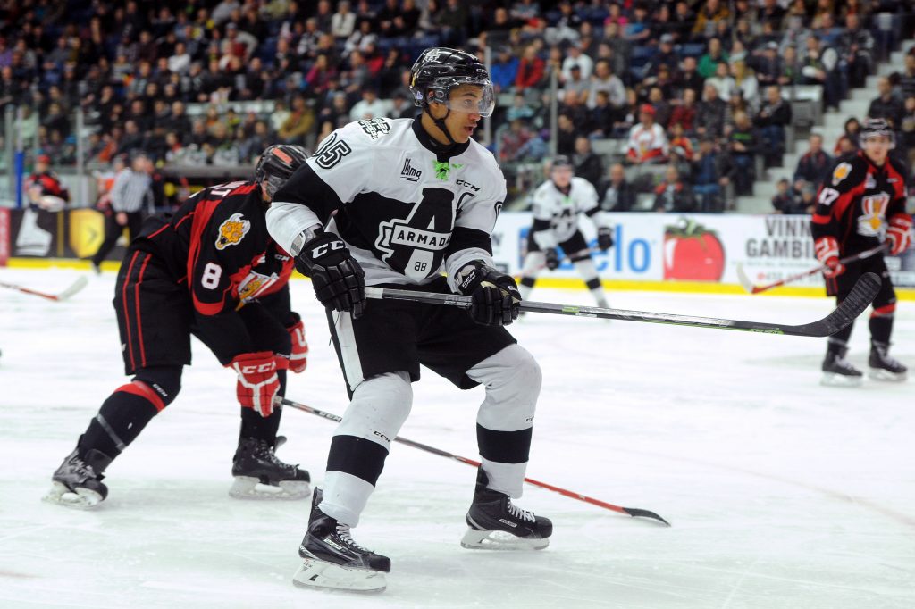 Tampa Bay Lightning Re-Sign Daniel Walcott