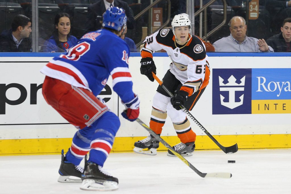 Ducks Re-Sign Kevin Roy To One-Year Deal