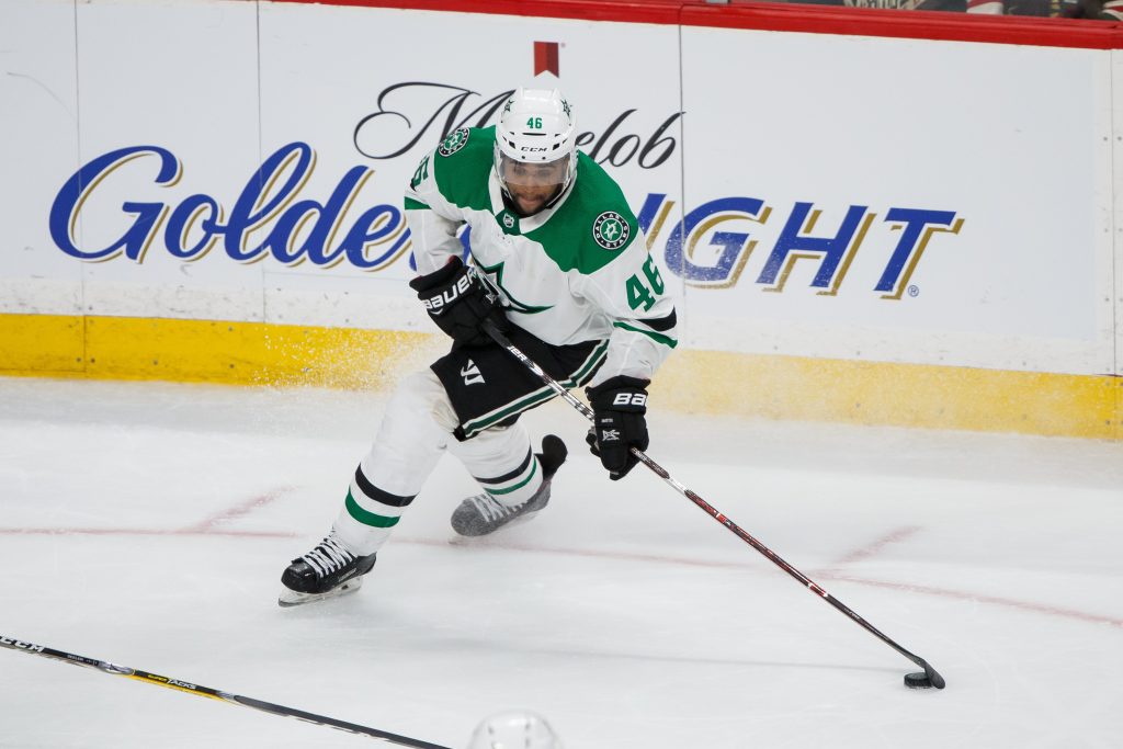 West Notes: Smith, Bortuzzo, Bouchard