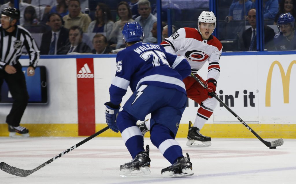 Tampa Bay Lightning Sign Daniel Walcott