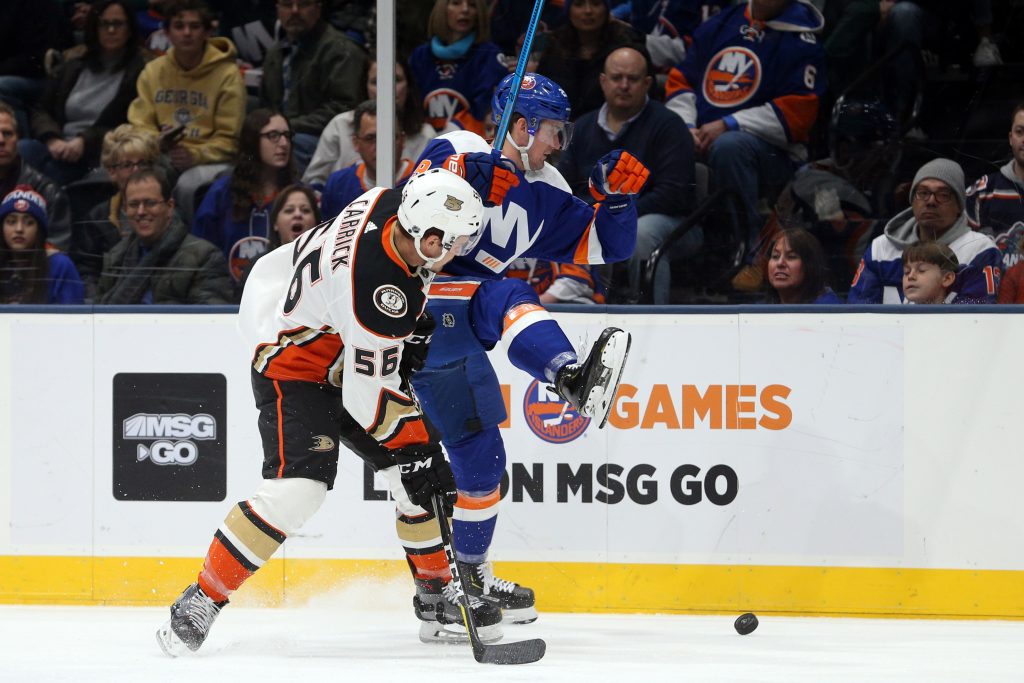 Ducks Re-Sign Sam Carrick – Pro Hockey Rumors