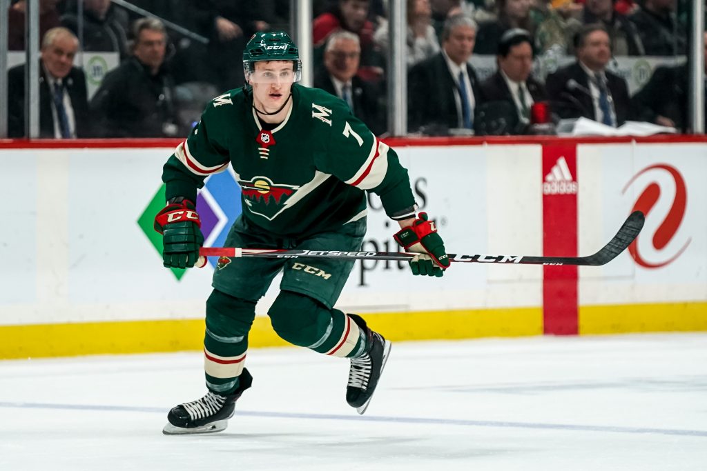 Nico Sturm Re-Signs With Minnesota Wild