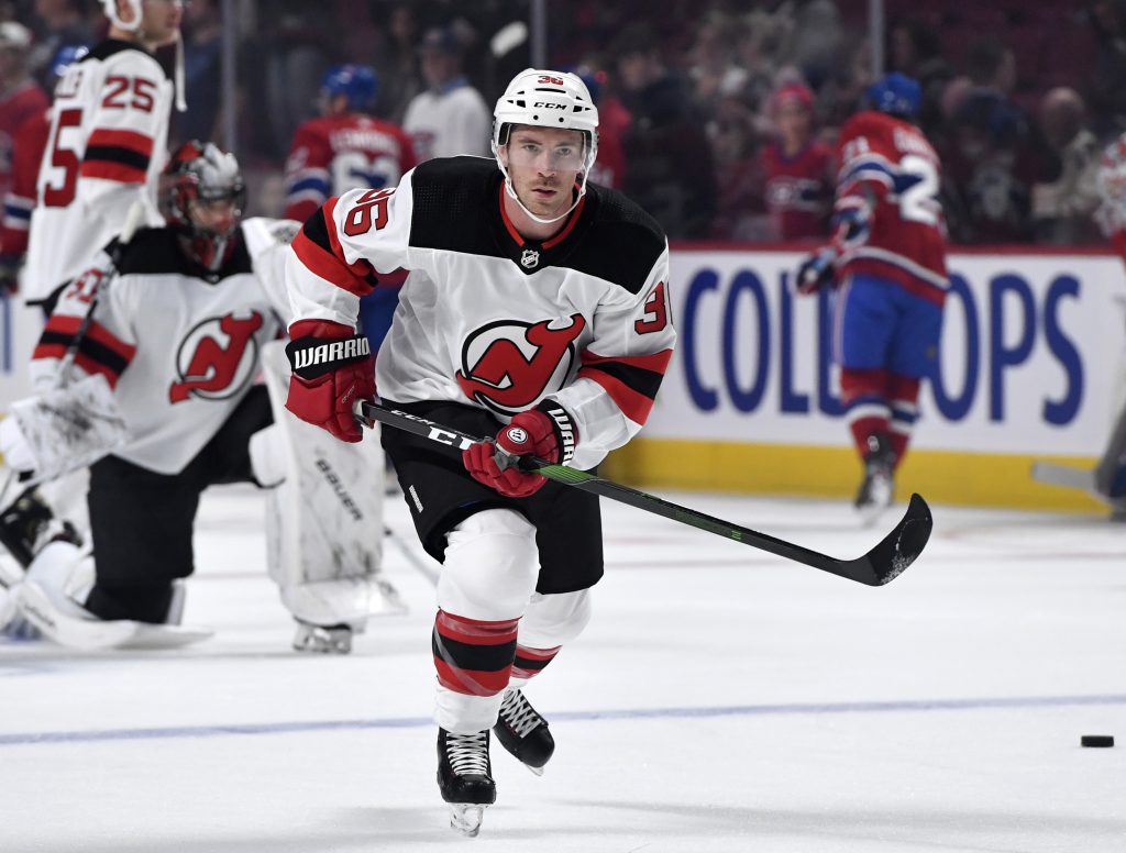 Devils UFA Ben Street Signs In Germany