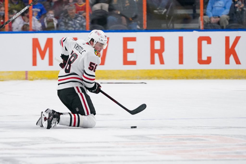 MacKenzie Entwistle Out 4-6 Weeks