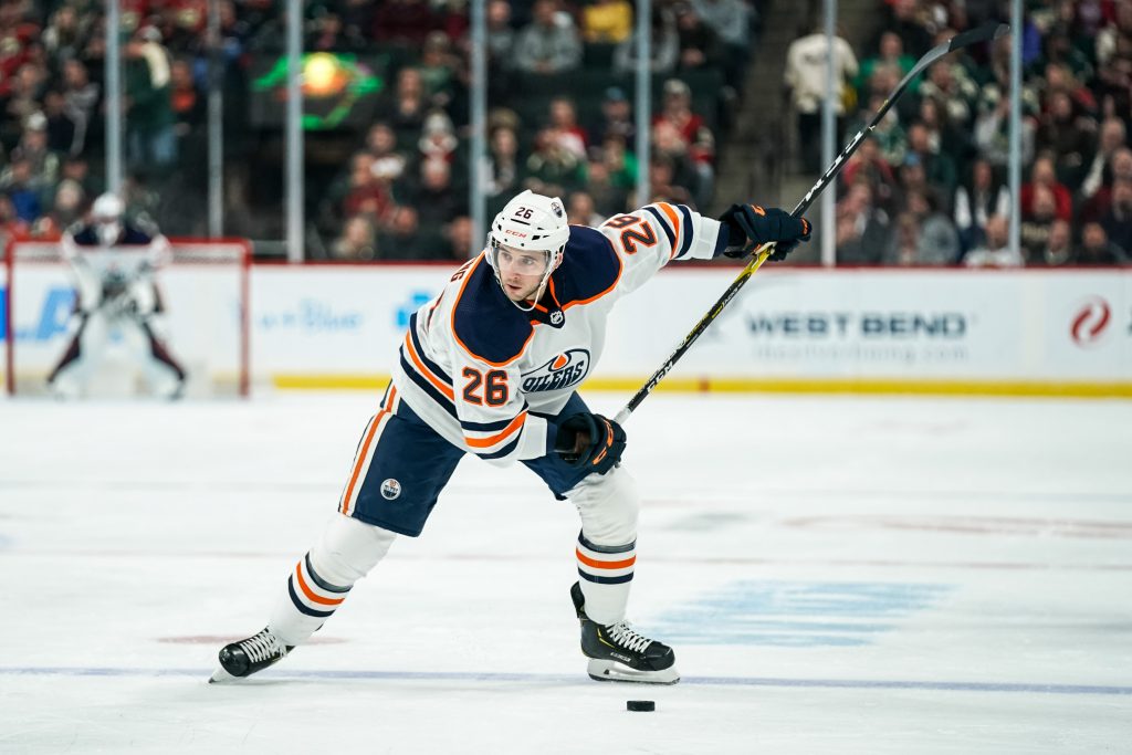 Brandon Manning Re-Signs In Germany