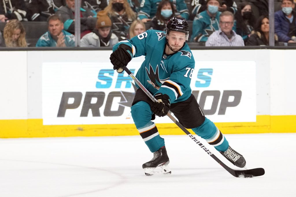 Jonathan Dahlen Signs In SHL