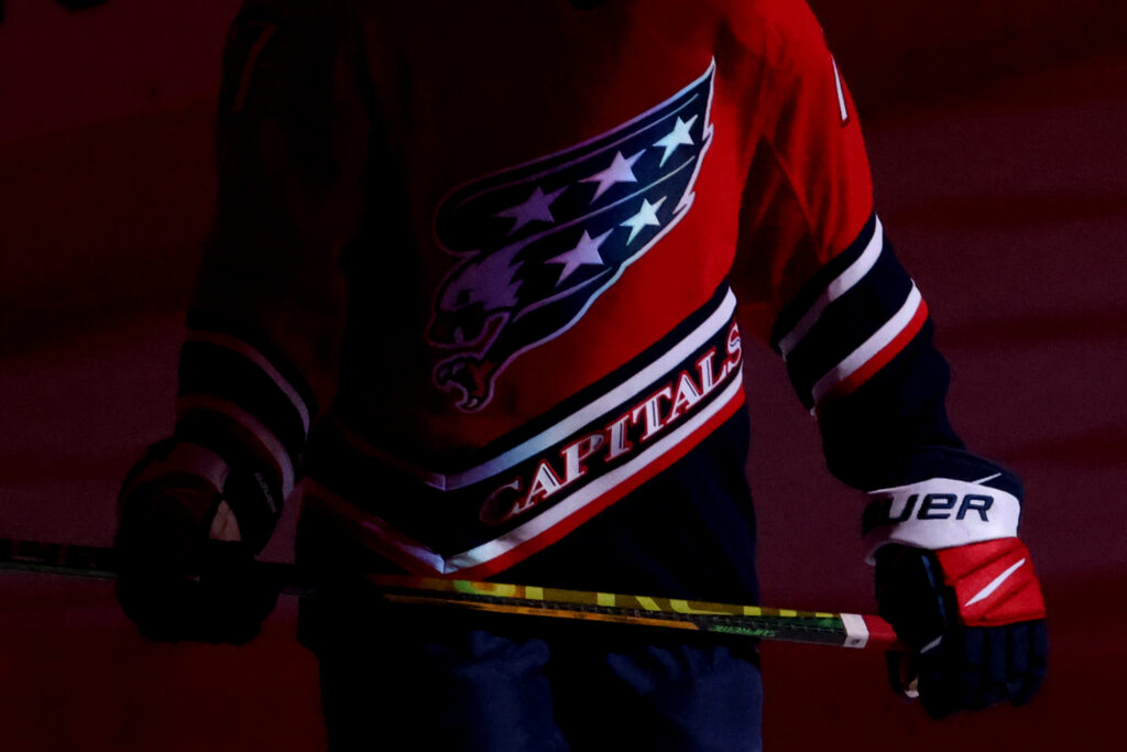 Washington Capitals Sign Ryan Hofer