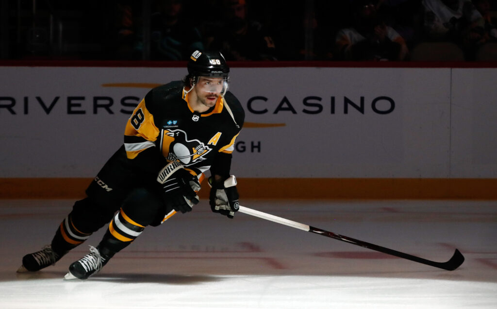 Kris Letang Returns To Practice