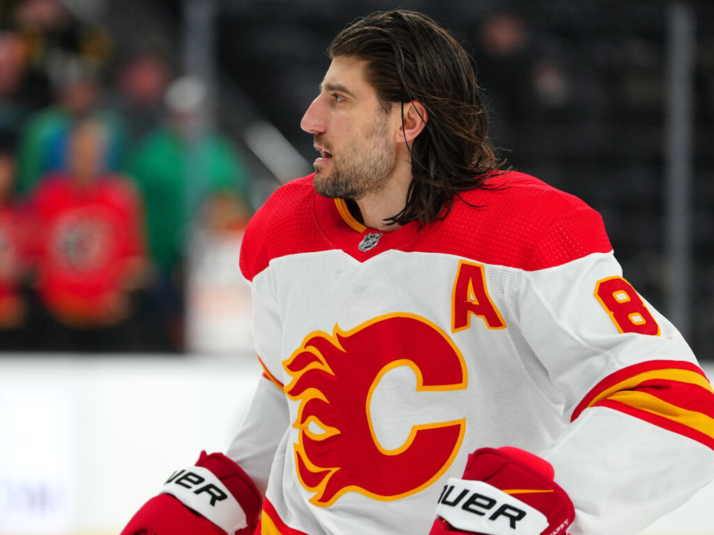 Snapshots: Tanev, Barzal, Sillinger