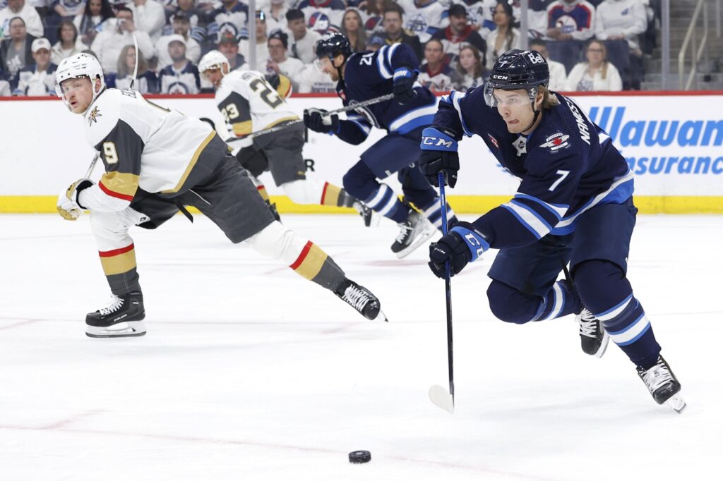 Jets Notes: Namestnikov, Dillon, Barron