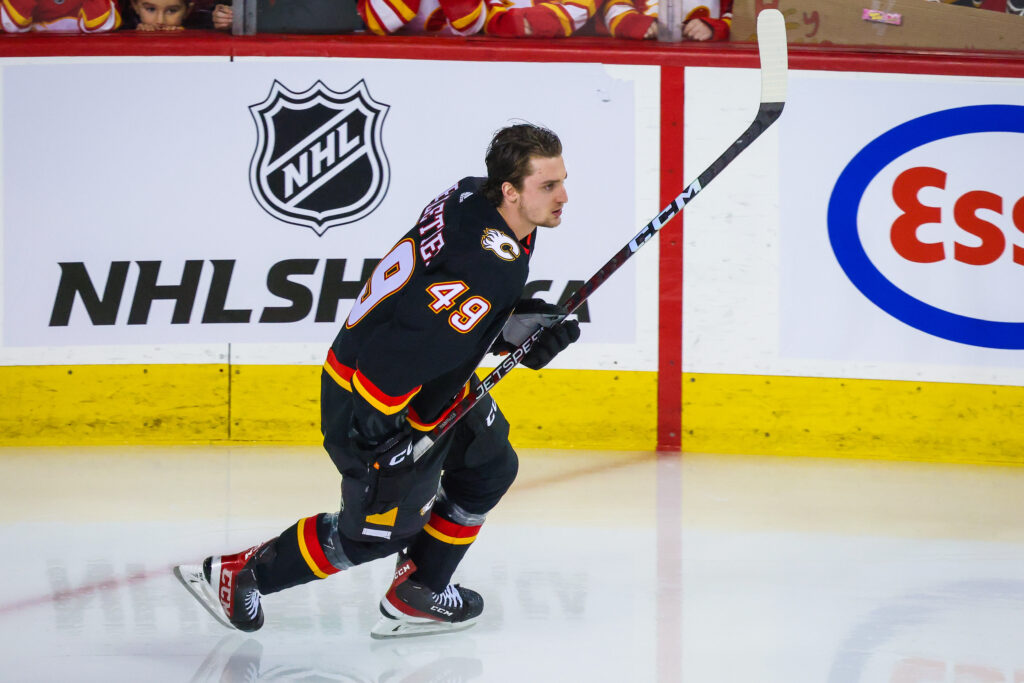 Flames' Jakob Pelletier Out Indefinitely With Shoulder Injury