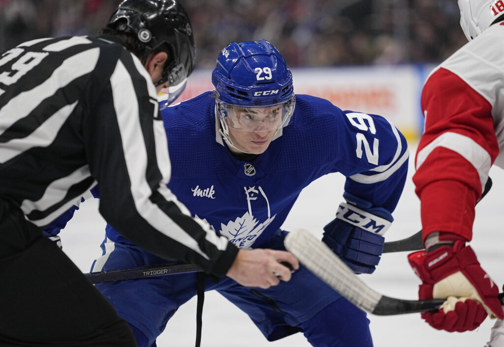 Toronto Maple Leafs Recall Pontus Holmberg, Loan Simon Benoit To AHL