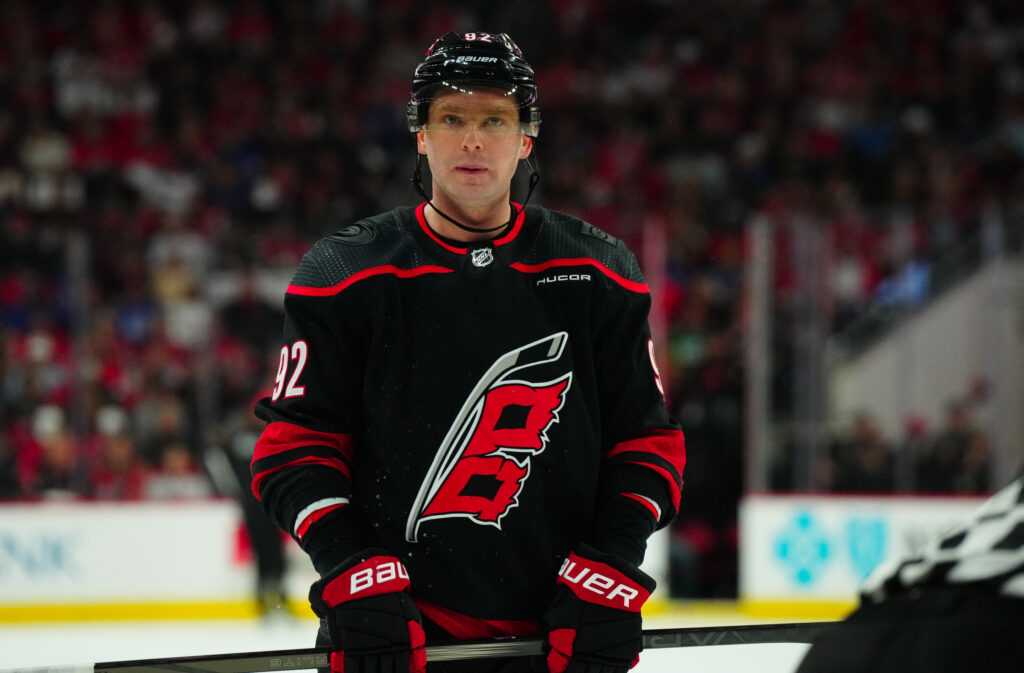 Evgeny Kuznetsov Signs Four-Year Deal In Russia – Pro Hockey Rumors