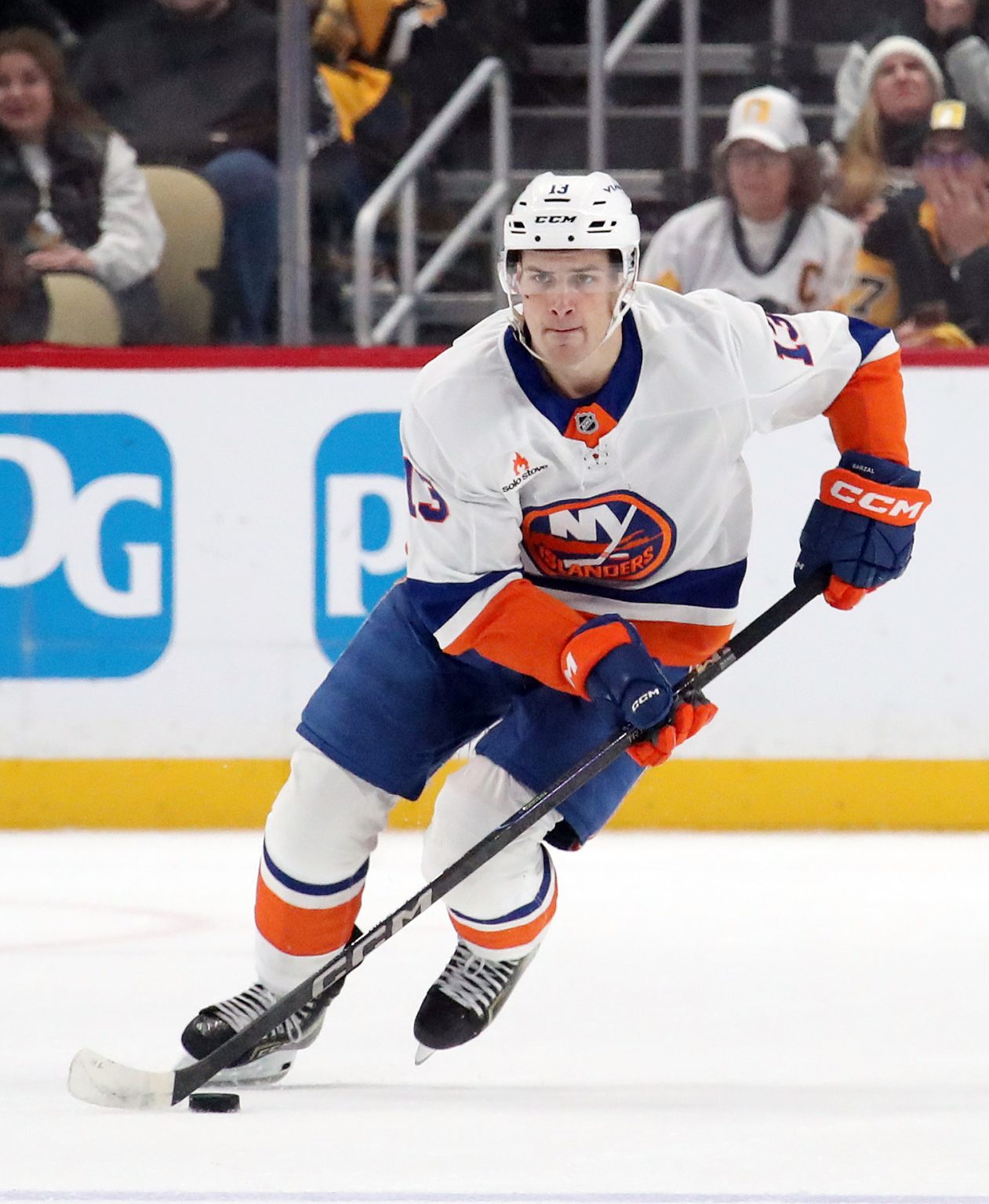Mathew Barzal Reportedly Out Six Weeks After Knee Procedure – Pro ...