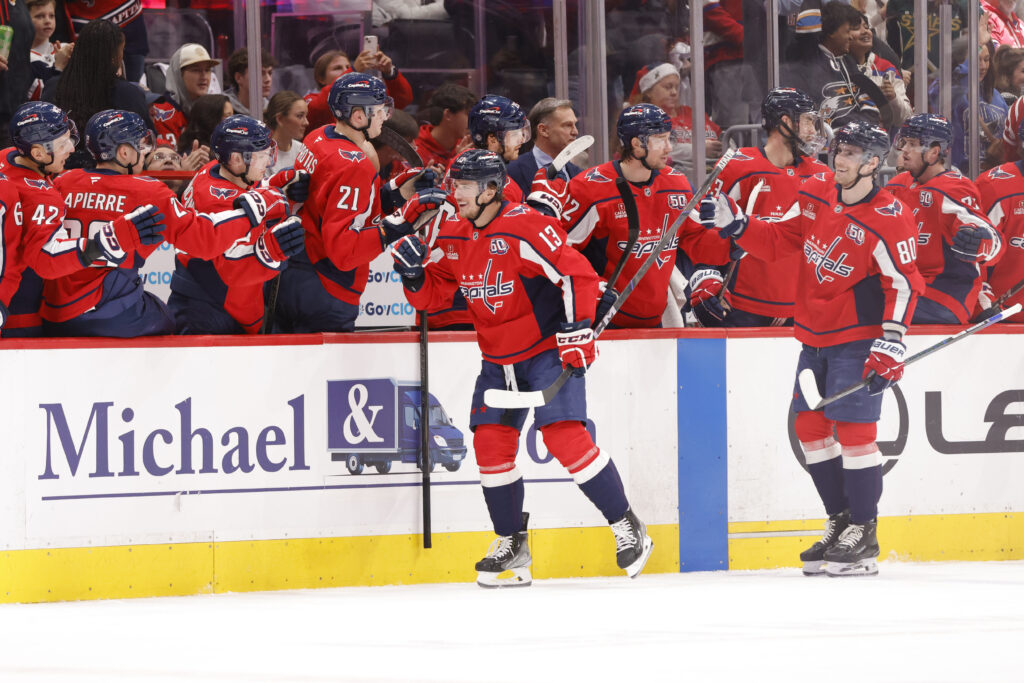 Predators Claim Jakub Vrána, Jordan Oesterle