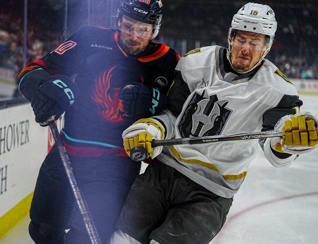 Robert Hagg Signs In SHL