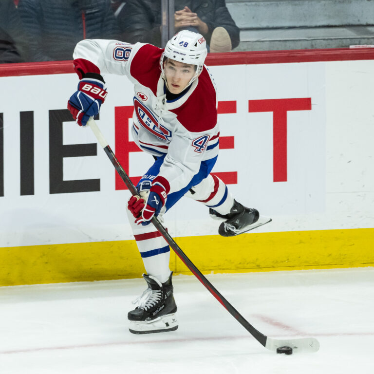 Canadiens' Lane Hutson Wins 2025 Calder Trophy
